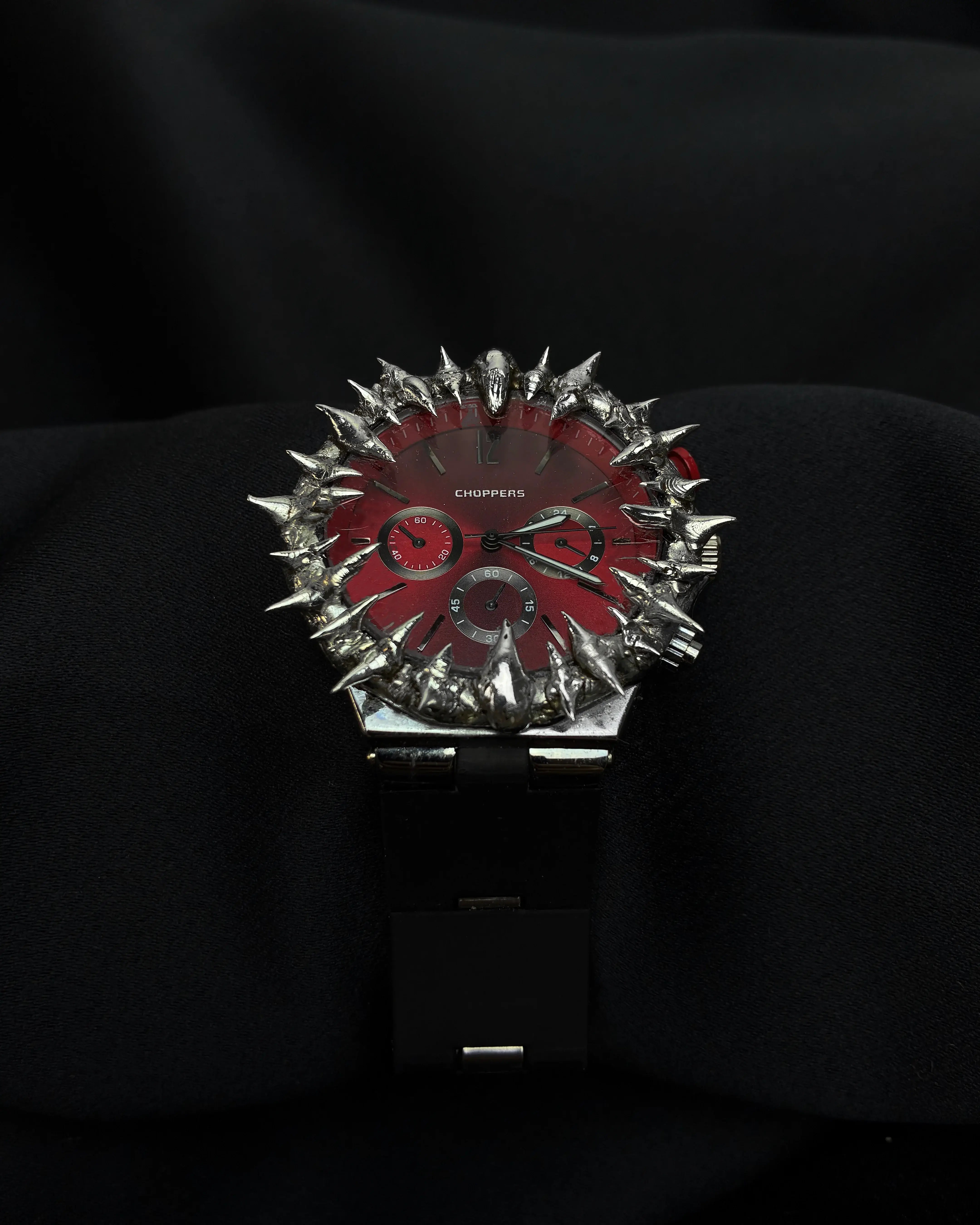 Titan Fang Watch VIII – Main Saint